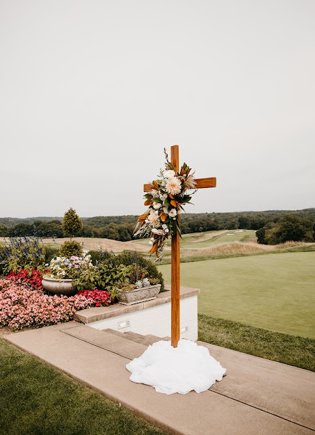 Cross for wedding ceremony 60 photos - Astyledwedding.com